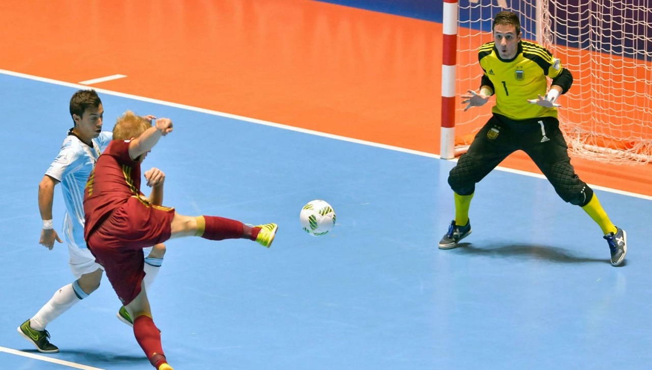 Futsal Là Gì? Tất Tần Tật Thông Tin Cần Biết Về Môn Bóng Đá Trong Nhà